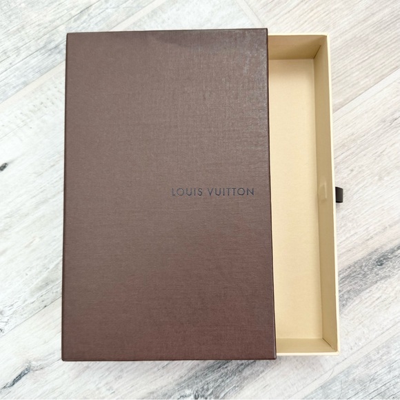Louis Vuitton | Other | Louis Vuitton Brown Storage Box 39 | Poshmark